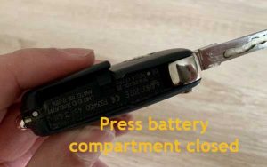 How to change battery? - SEAT car key (radio remote control) - eKiwi ...