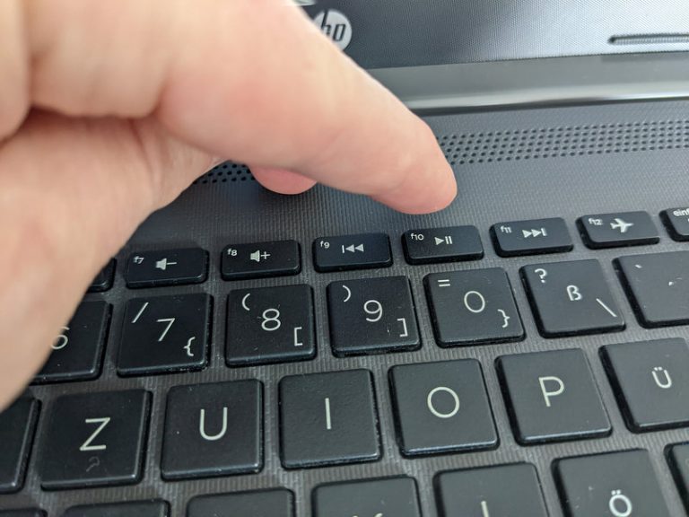 BIOS/UEFI beim HP 250 G7 Notebook aufrufen - eKiwi-Blog.de